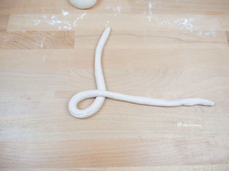 Mohn Weckerl – Mohnfleserl – Mohn Brötchen – Selber backen